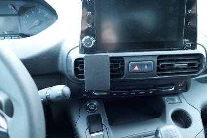 Brodit 855484 ProClip do zamontowania w Toyota ProAce City 2020.